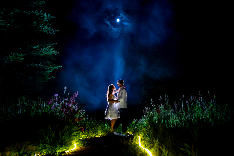 5 Tips for Photographing Wedding Portraits Under the Stars | Rangefinder